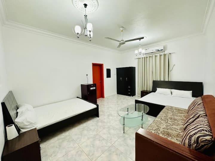 Modern Furnished Room Sharjah - Charjah
