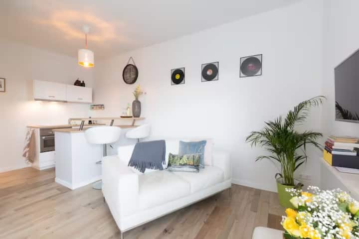 Cozy Studio  At The Harbour And Beach/ Bbwestduin - La Haye
