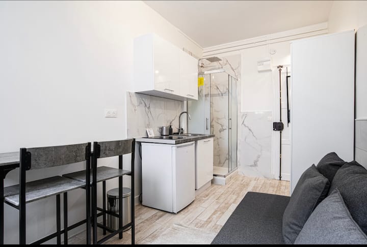 Studio Proche Paris Et Metro - Paris 17e Arrondissement