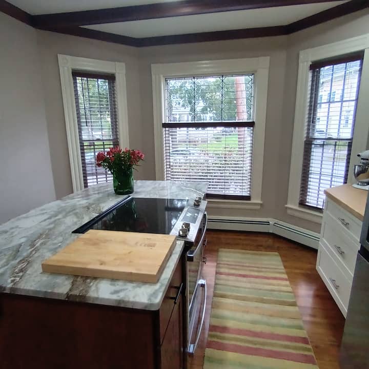Renovated Victorian - Concord, NH