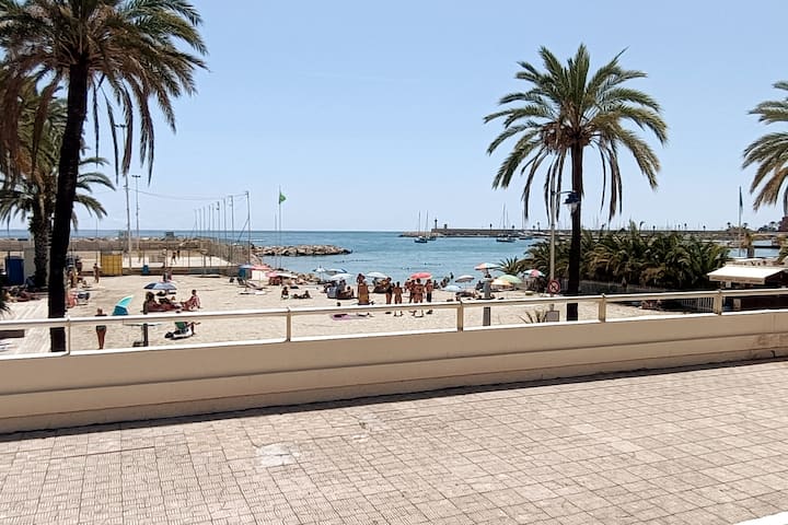 Casa Bella Vita - Studio En Bord De Mer - ibis budget Menton Bord de Mer