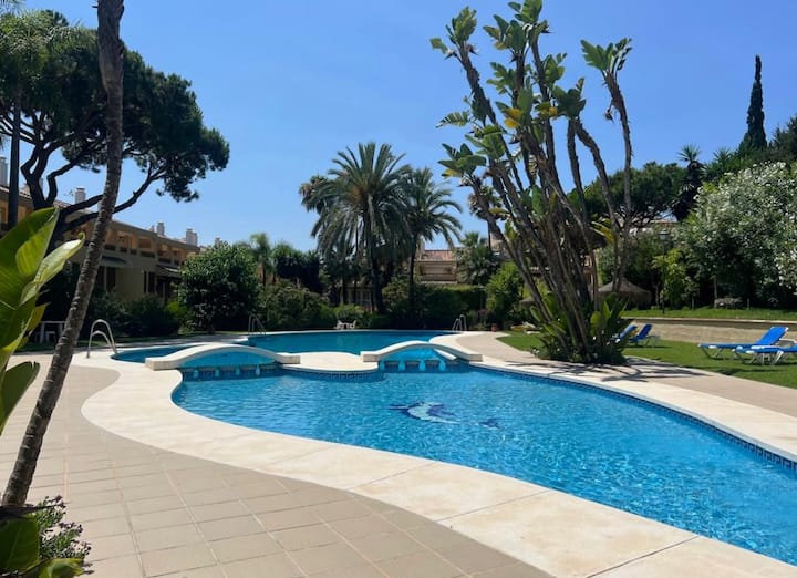 Elviria Beach | Pool | 2br | Walk To The Sea - Costa del Sol