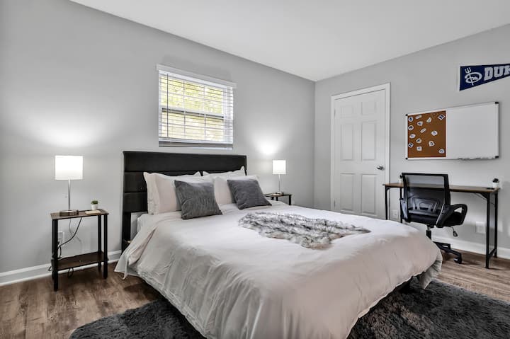 Pet Friendly Duke 1br - Near Hospital And Downtown - Durham, NC