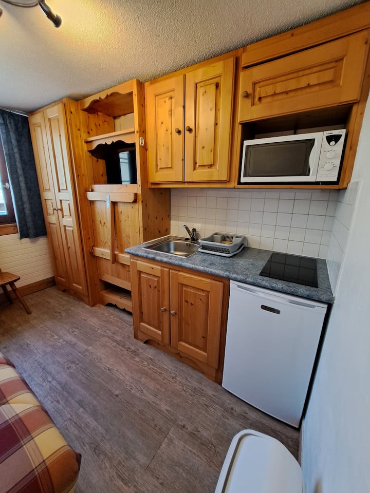 Studio Tignes Centre - 2 Pers - Ski Au Pied - 蒂涅