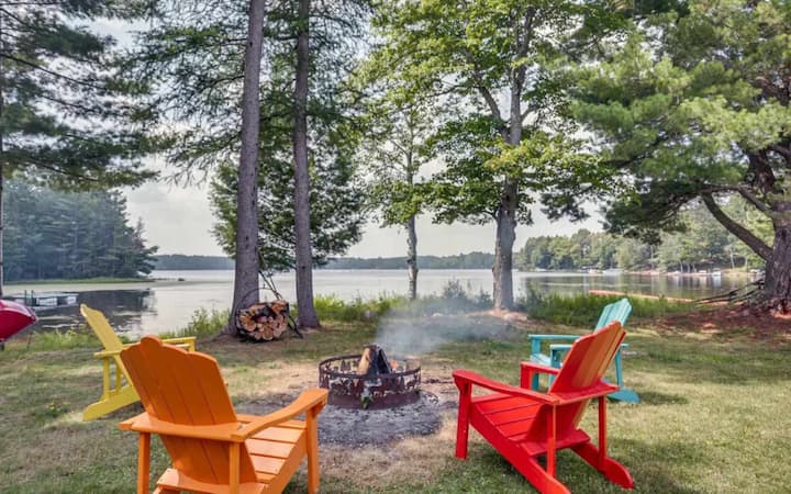 Up North Vibe But Near Town. Summer Fun! - Rhinelander, WI