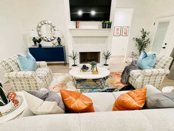 Stunning Oasis Near Medical In Northeast Lubbock! - Lubbock, TX