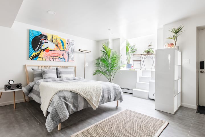 Private Floor + Own Entrance, 15 Mins To Manhattan - Brooklyn, NY