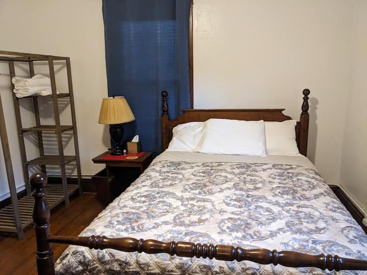 The Oliver House Hotel - Entire Hotel, 13 Rooms - Bisbee, AZ