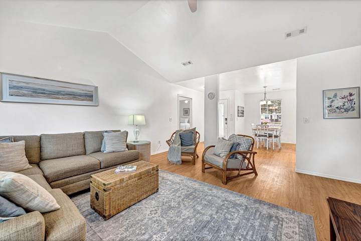 Central 3br—near Amp, Uofa, Xna, Walmart Hq - Lowell, AR