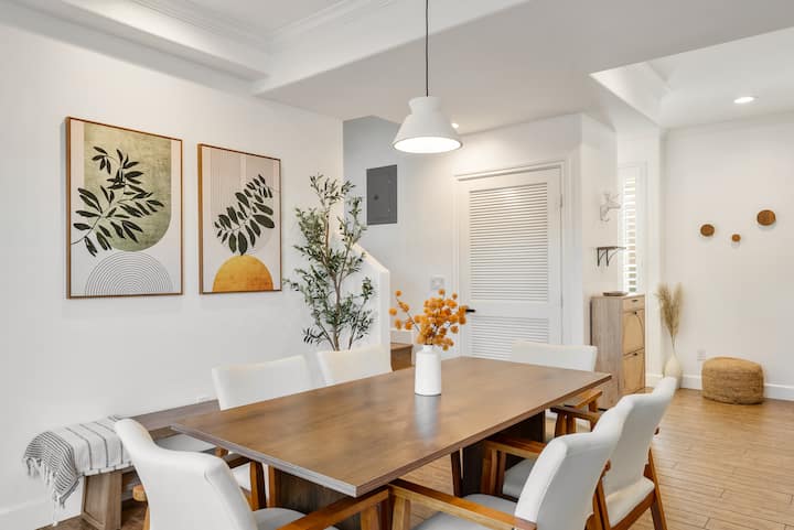 Cozy Aesthetic Space For Groups Near Dtla - San Gabriel, CA