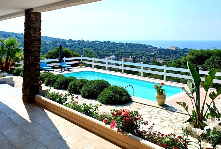 La Marinella Superbe Vue Mer, Piscine, 4 Pers. - Sainte-Maxime