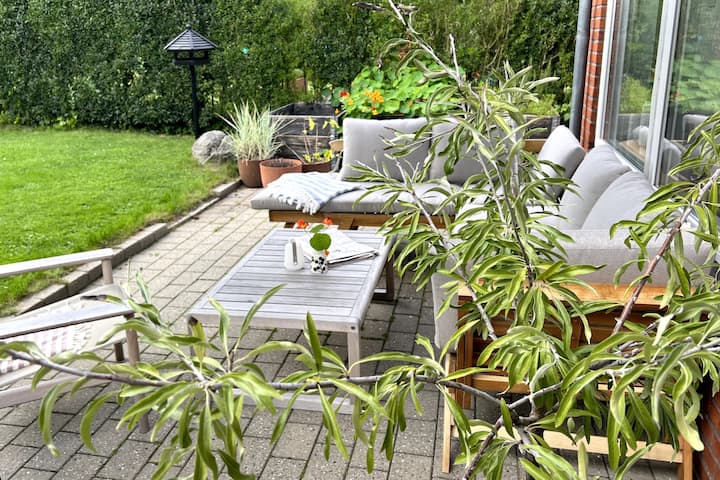 Allergivenligt Hus, Have, Elbil-lader, Strand, By - Aarhus