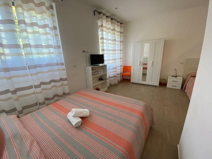 B&b Pellipario Camera Arancio - Urbino