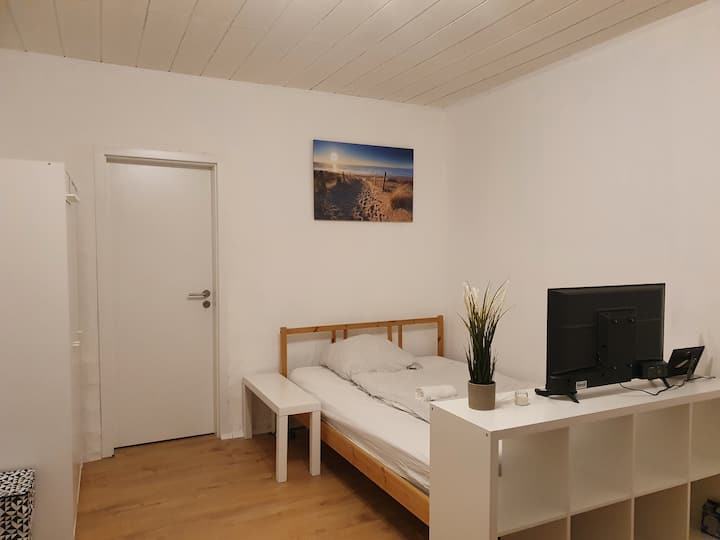 Schönes Zimmer In Stutensee - Forst