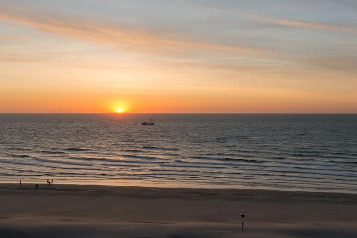 Très Beau Studio Spacieux à 50m De La Plage - Middelkerke