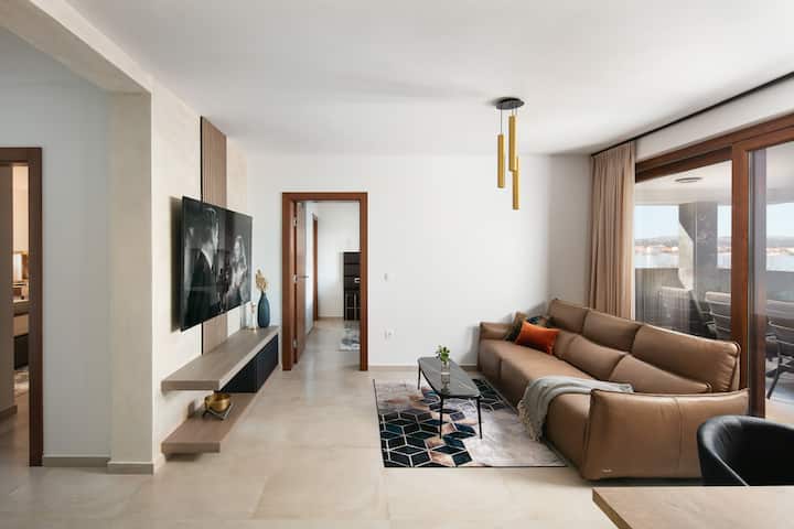 Deluxe Sea & Pool View Suite - Imperial Resort - Vir Insel, Kroatien