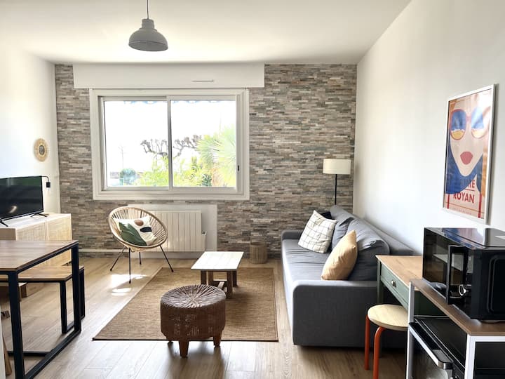 Apt 2*, 4 Pers , Face à La Mer 5 Min à Pied Centre - Royan