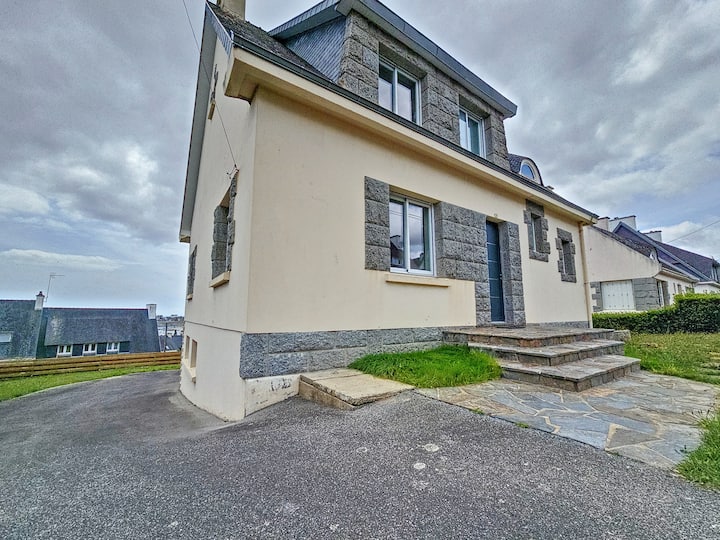 Maison De Ville Avec 4 Chambres - Concarneau