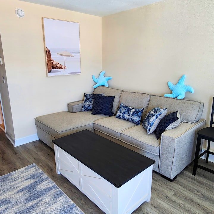 Beach Condo - Wildwood Crest, NJ