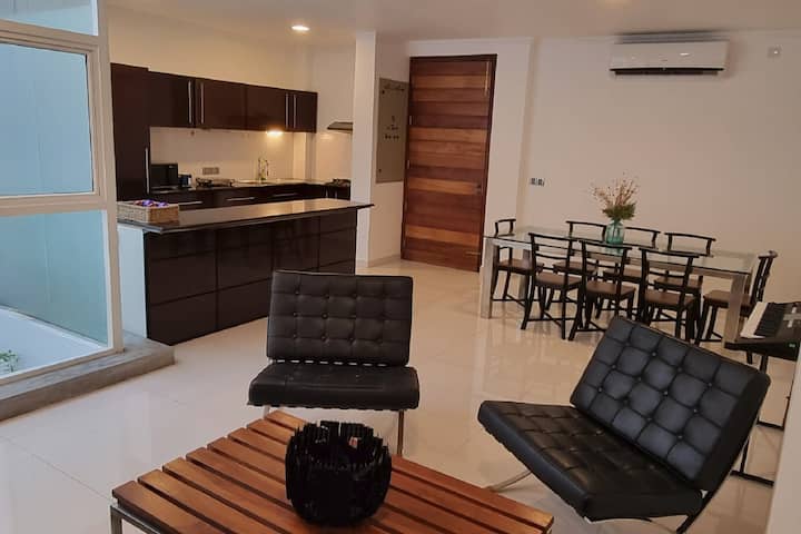 Luxury Apartment Located In Havelock Road - Colombo