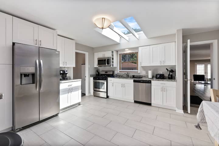 * Extended Stay* Oak Lawn Fhs Rental - Worth, IL