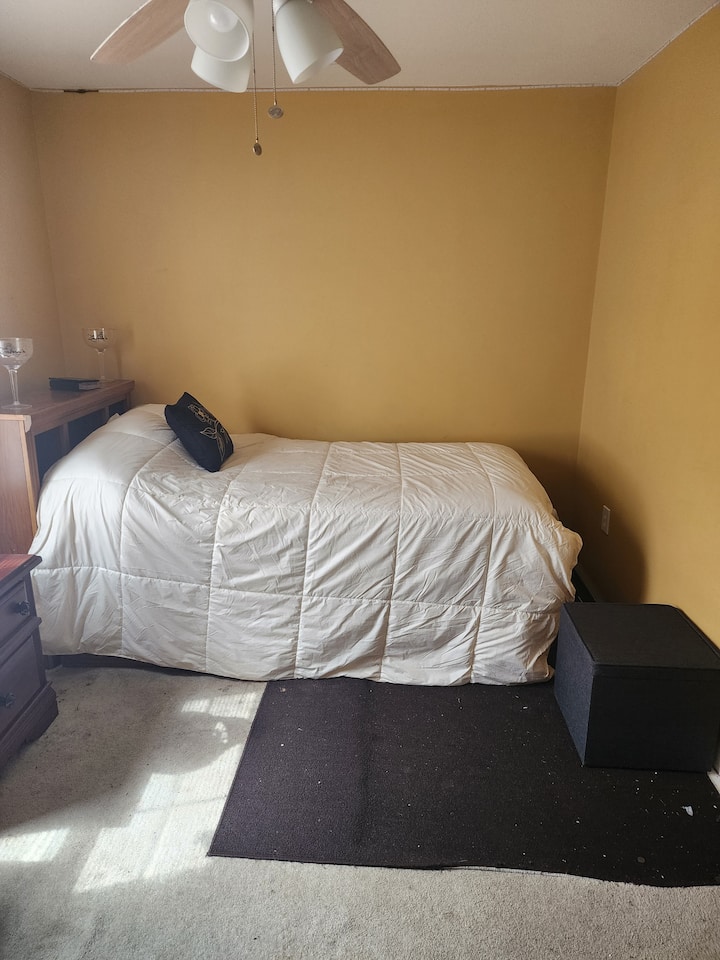 Fairview Single Room - Phoenixville, PA