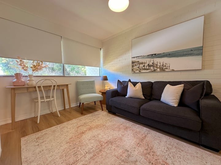 Staywest Shenton Park R35 Uwa, Hospitals Pool - Lucky Bay, Western Australia