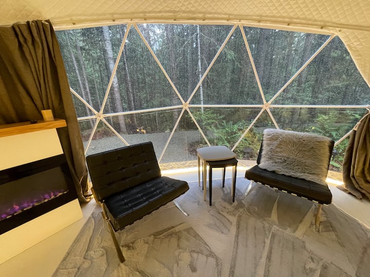 Oasis - Cowichan Lake's Premier Luxury Dome - Lake Cowichan