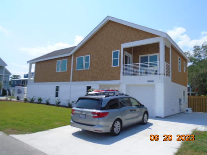 Surfer's Paradise - Carolina Beach, NC