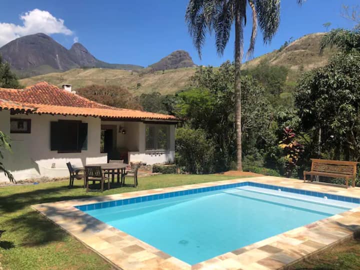 Ampla Casa De Estilo Colonial Na Serra - Petrópolis