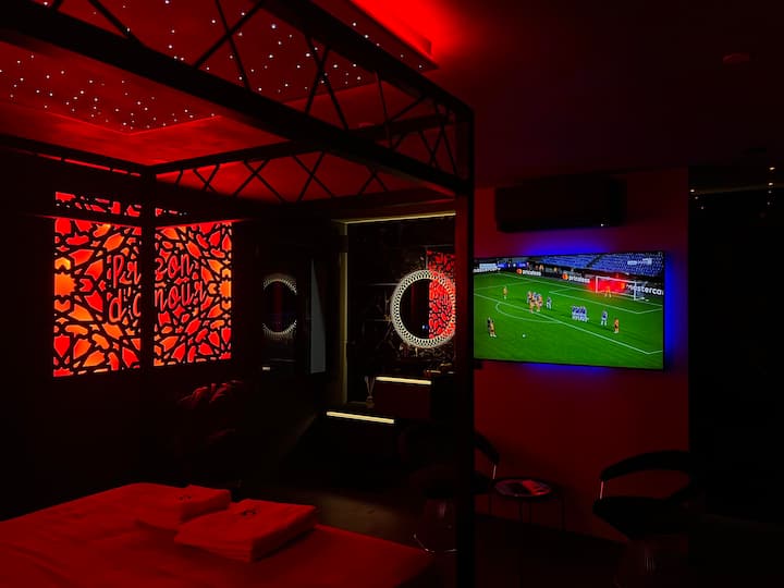 Chambre Romantique Spa / Jacuzzi R - Roye