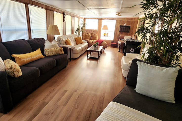 Steinhatchee Home W/fire Pit! - Steinhatchee, FL