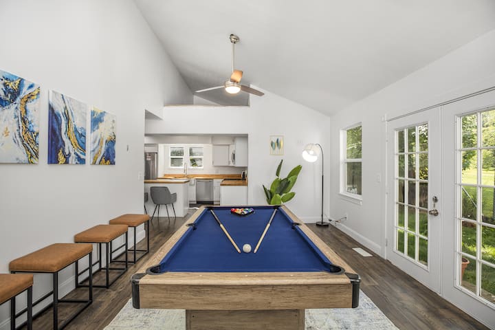 New Luxury Spacious & 10 Min Driving To Notre Dame - Mishawaka, IN