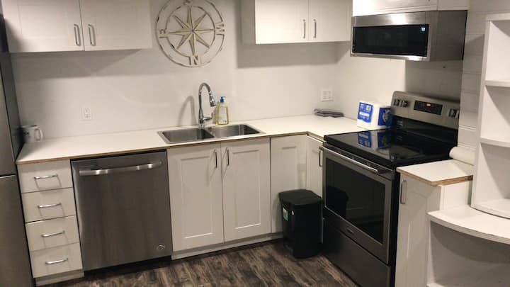 Affordable 2br Family Friendly Basement Apt - Newcastle