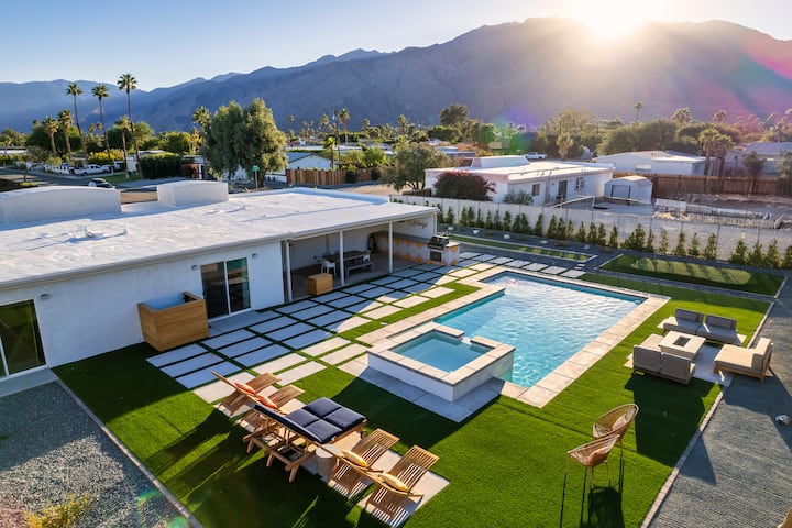 Sunny Vista | Pool + Spa W/ Mountain Views - Palm Springs, CA