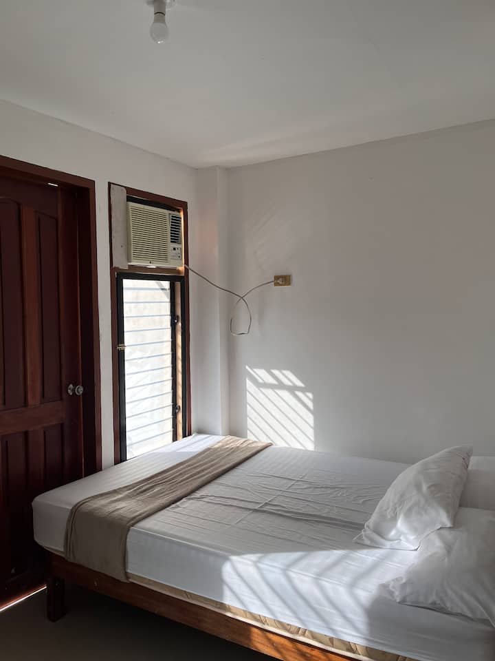 Transient House - Narra