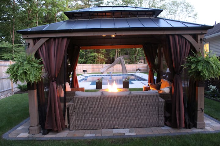 Saratoga Spacious 5br Oasis - Saratoga Springs, NY