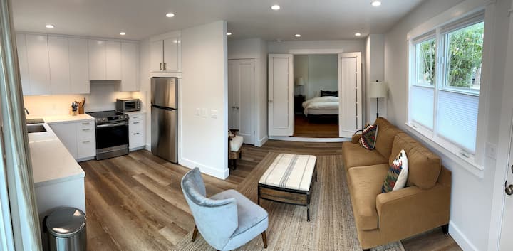 Guest Home In El Granada - Half Moon Bay, CA