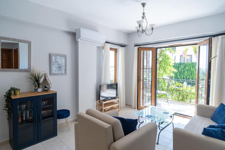 Bright, Modern 1 Bed Apartment - Kalkan