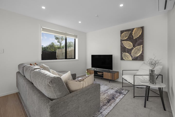 Smart New Hutt City Townhouse - New Zealand