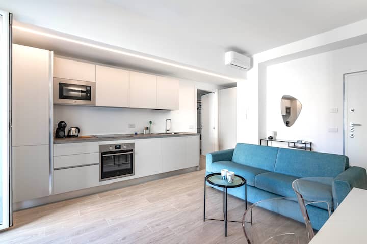 Easylife - Milano- Privata Angera 10s - Centrale - Milan