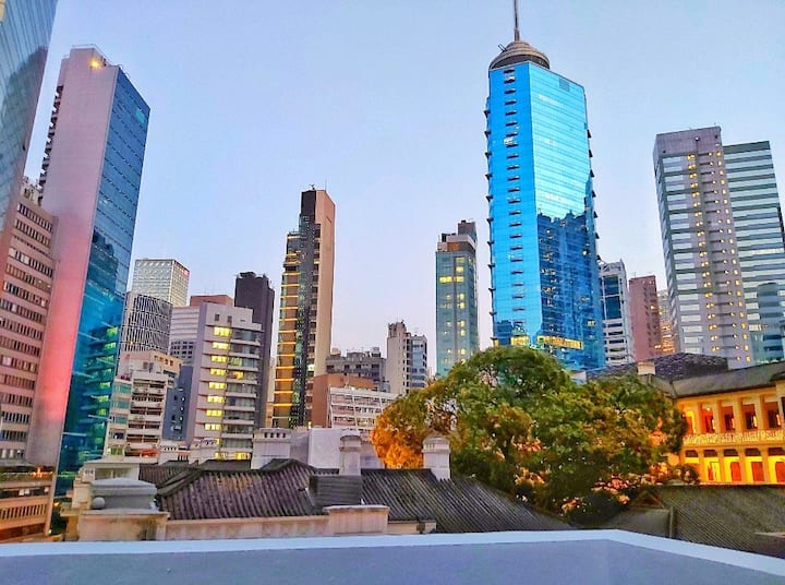 Entire Floor + Rooftop In Soho - Central