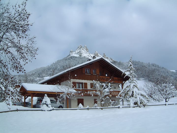 Chalet In Bernex, Haute Savoie, France - Haute-Savoie