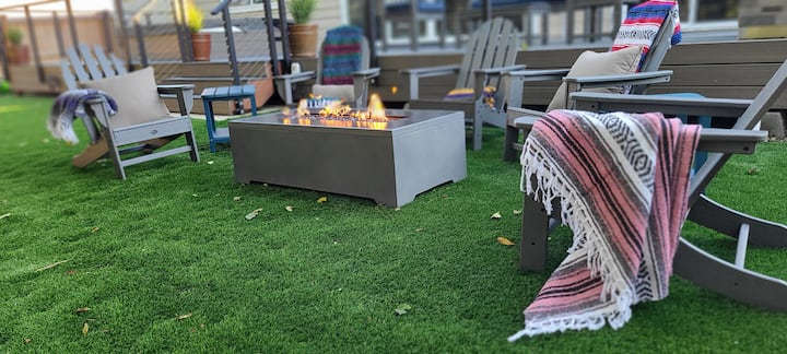 Canal House - Luxury Coastal Home - Spa & Firepit - Ocean Shores, WA