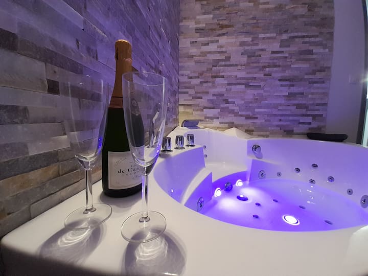 Duplex Entrée Privée - Spa & Champagne - Reims