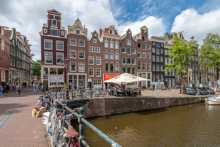 Elegant & Unique Townhouse In Famous Canal Area - Amsterdam