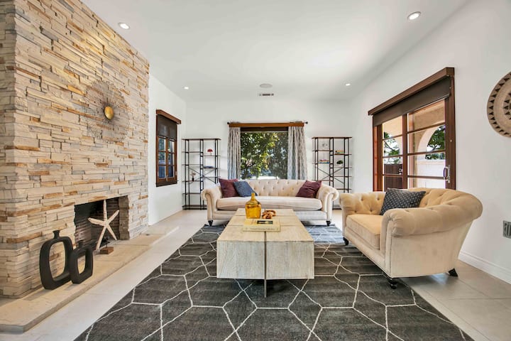 Spanish Oasis, Heart Of La-beverly Hills & Dodgers - West Hollywood