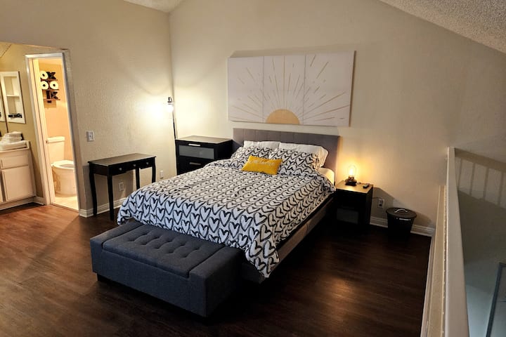 Quiet Hidden Lakes 1br/1ba Condo - フラートン, CA