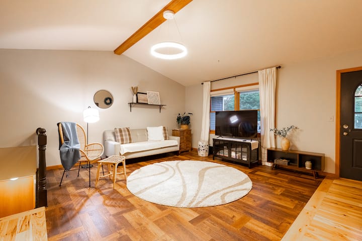 Cozy 4br Winter Retreat Near Grand Rapids - Kennedy Lake, Allendale