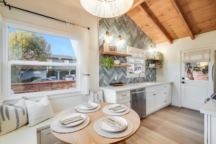 San Clemente Coastal Cottage, Steps To The Beach - San Clemente, CA